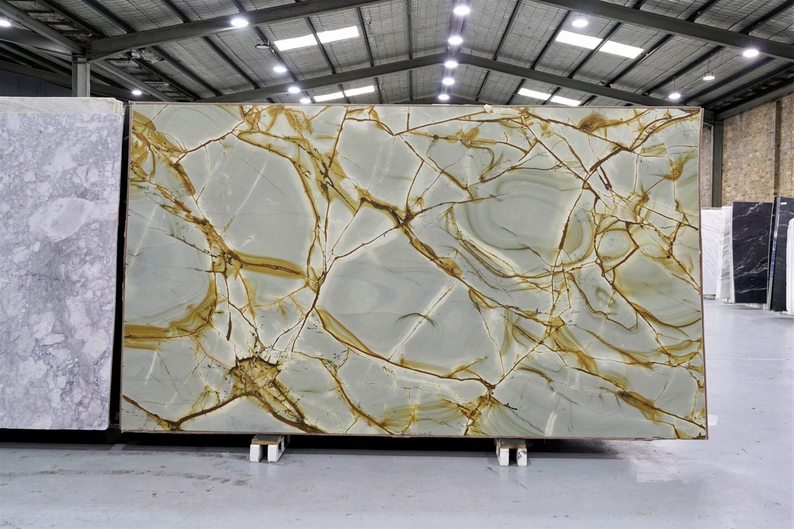 Arielle Quartzite | Premium Quartzite Slab | Avant Stone